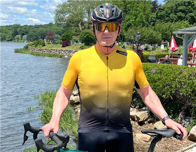 UK Celebrity Chef Gordon Ramsay begs Cyclists to Wear Helmets After ...